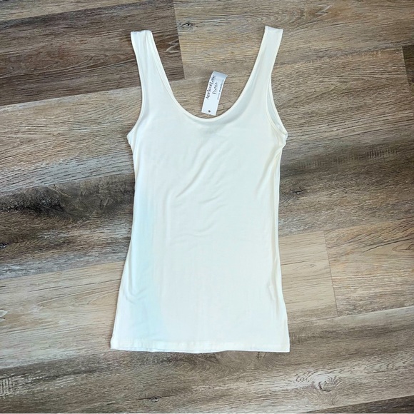 Apricot Lane | Tops | Nwt Allie Rae Newest Fave Basic Tank In Ivory ...